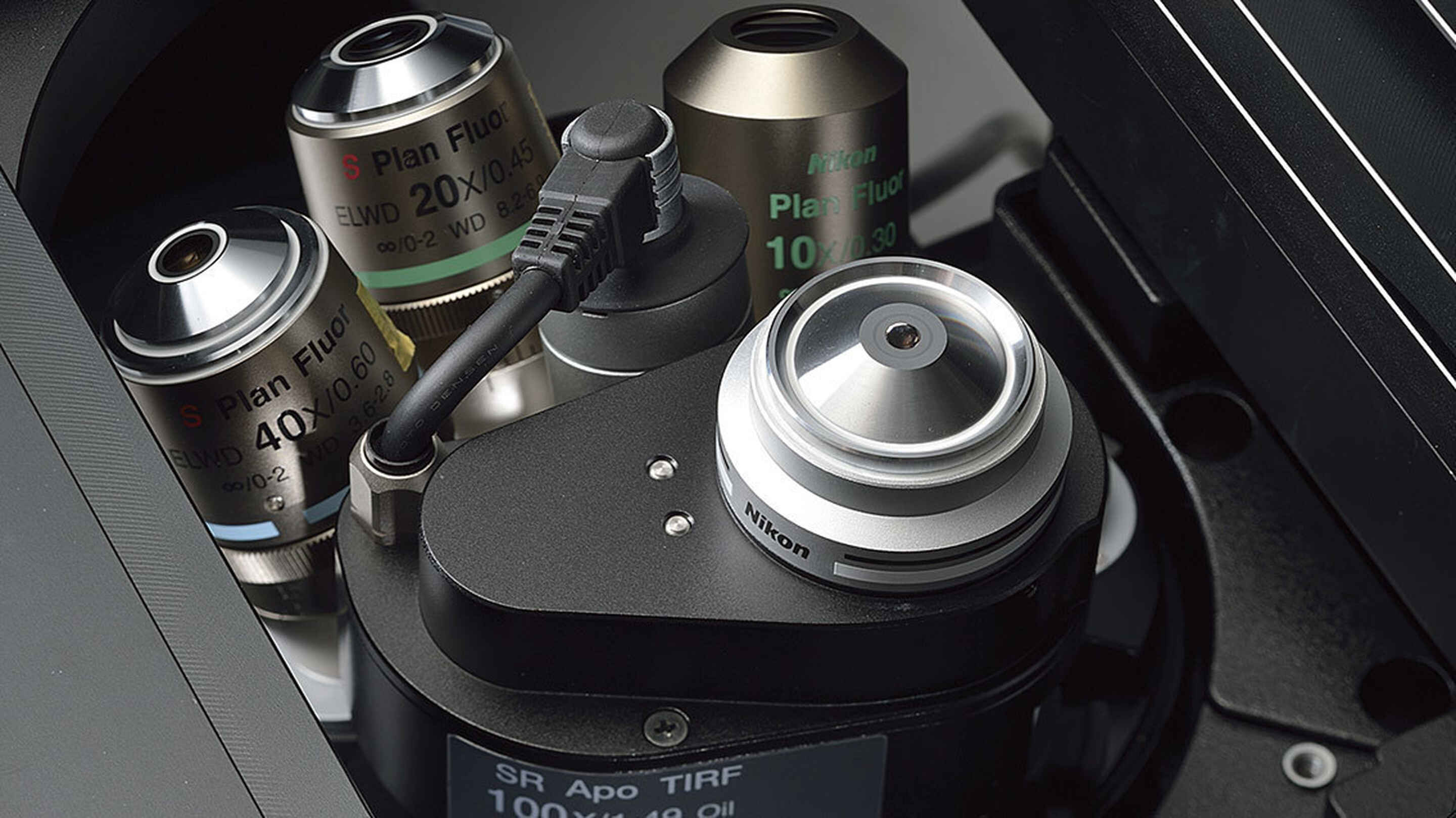 AX / AX R | Confocal Microscopes | Nikon Instruments Products | Nikon ...